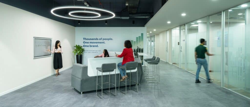 Multifunctional Office Design for Maximizing Workspace Utility